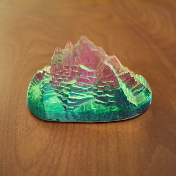 Art | Vintage Crystal Color Changing Mountain Range Figurine Rainbow 25 ...